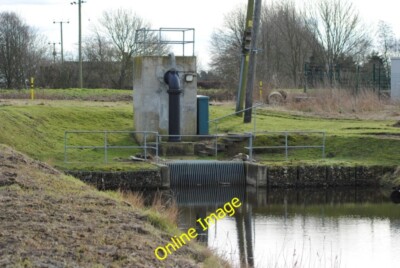 Photo 6x4 Creek Fen Pump March/TL4196 This is an automatic pump. Quite ...