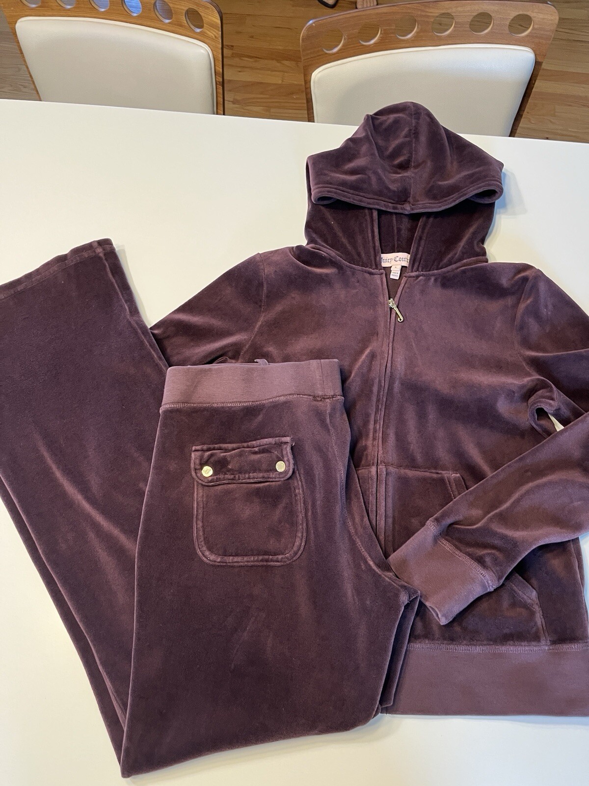 Juicy Couture… Burgundy Velour Y2K Matching Tracksuit… - Gem