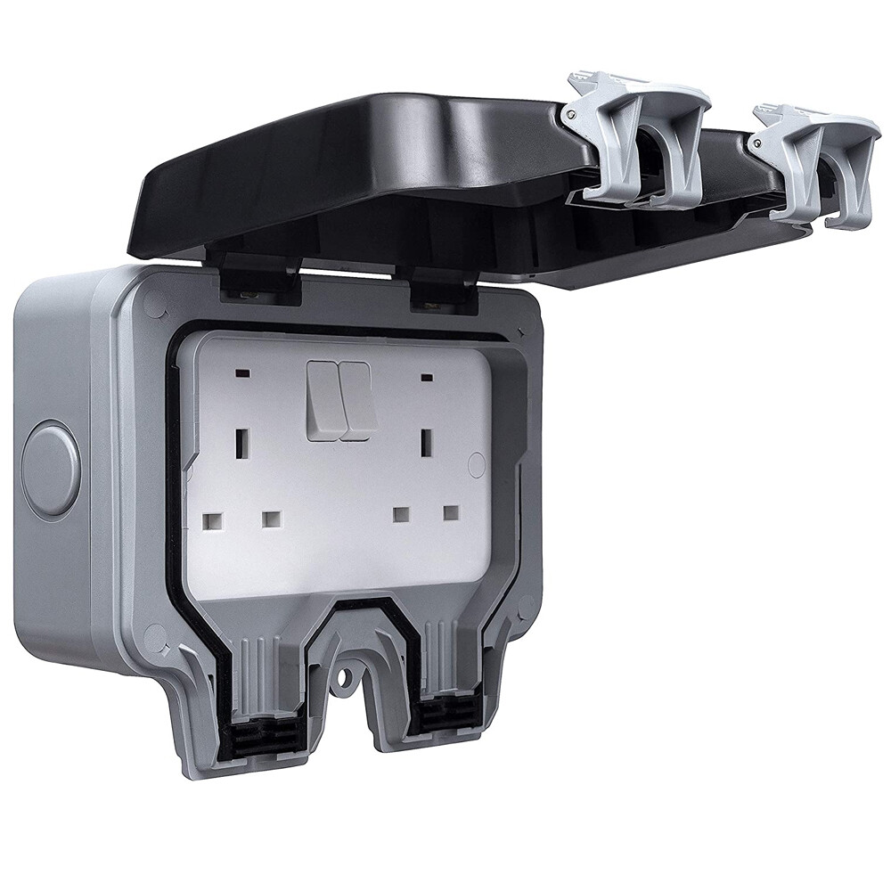 Outdoor Electrical Plugs