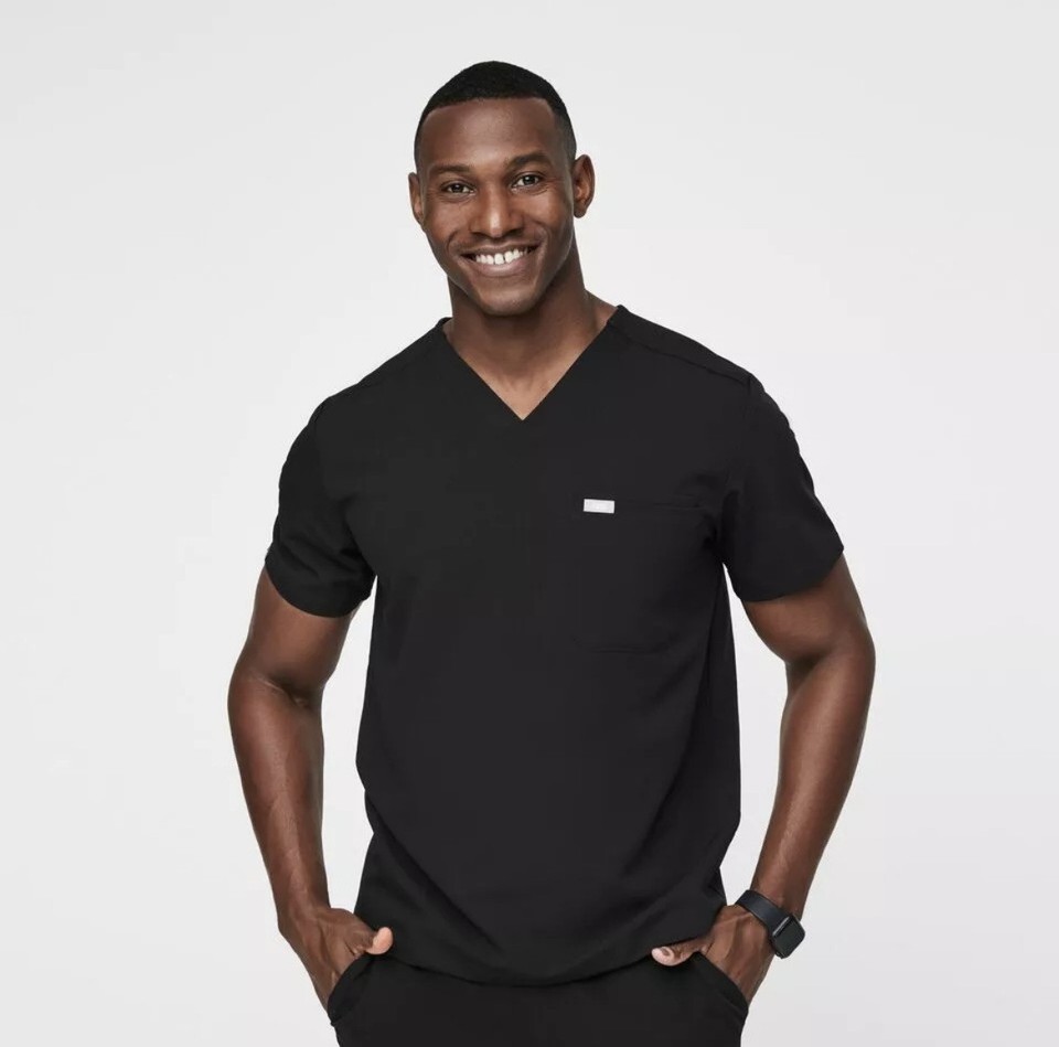 Brand New w/ Tags — Figs Men Leon Three Pocket Top Black, 2XL | eBay