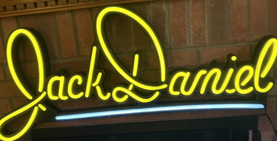2010 Original Jack Daniel’s Signature LED Sign – Yellow & White – NEW ...