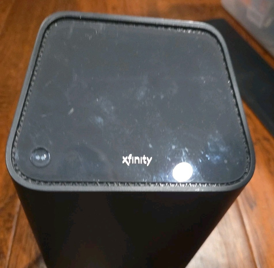 Comcast Xfinity XB6-T GIGABIT Modem WiFi Router - No Cords - Unit Only ...