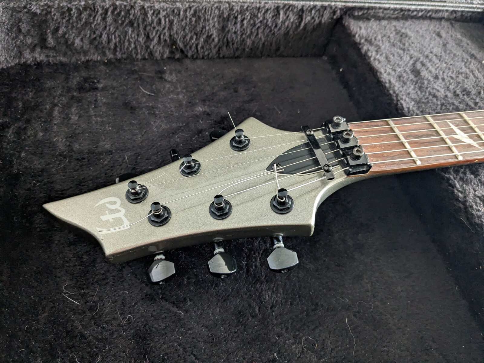 Esp Ltd F-250 ( not F200, like F1000 ) electric guitar and hard case | eBay