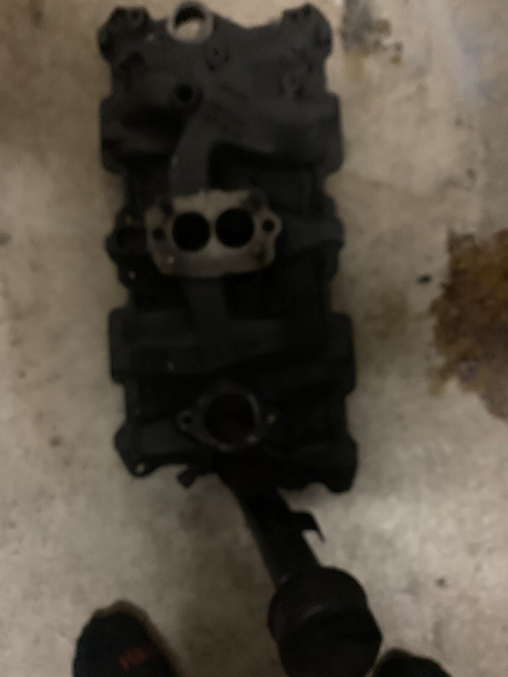 Intake Manifold 8-283 2-Barrel Cast-3877652 Fits Sbc With Oil Filler ...