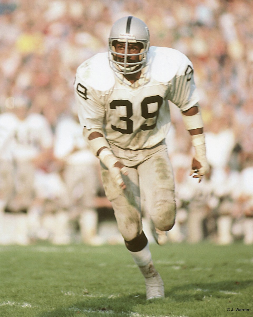 Willie Hall Raiders