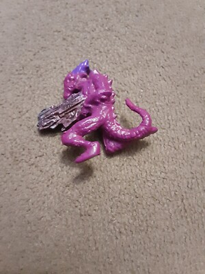 Trendmasters War Planets Heroic Planet Bone Purple Kneeling Alien ...