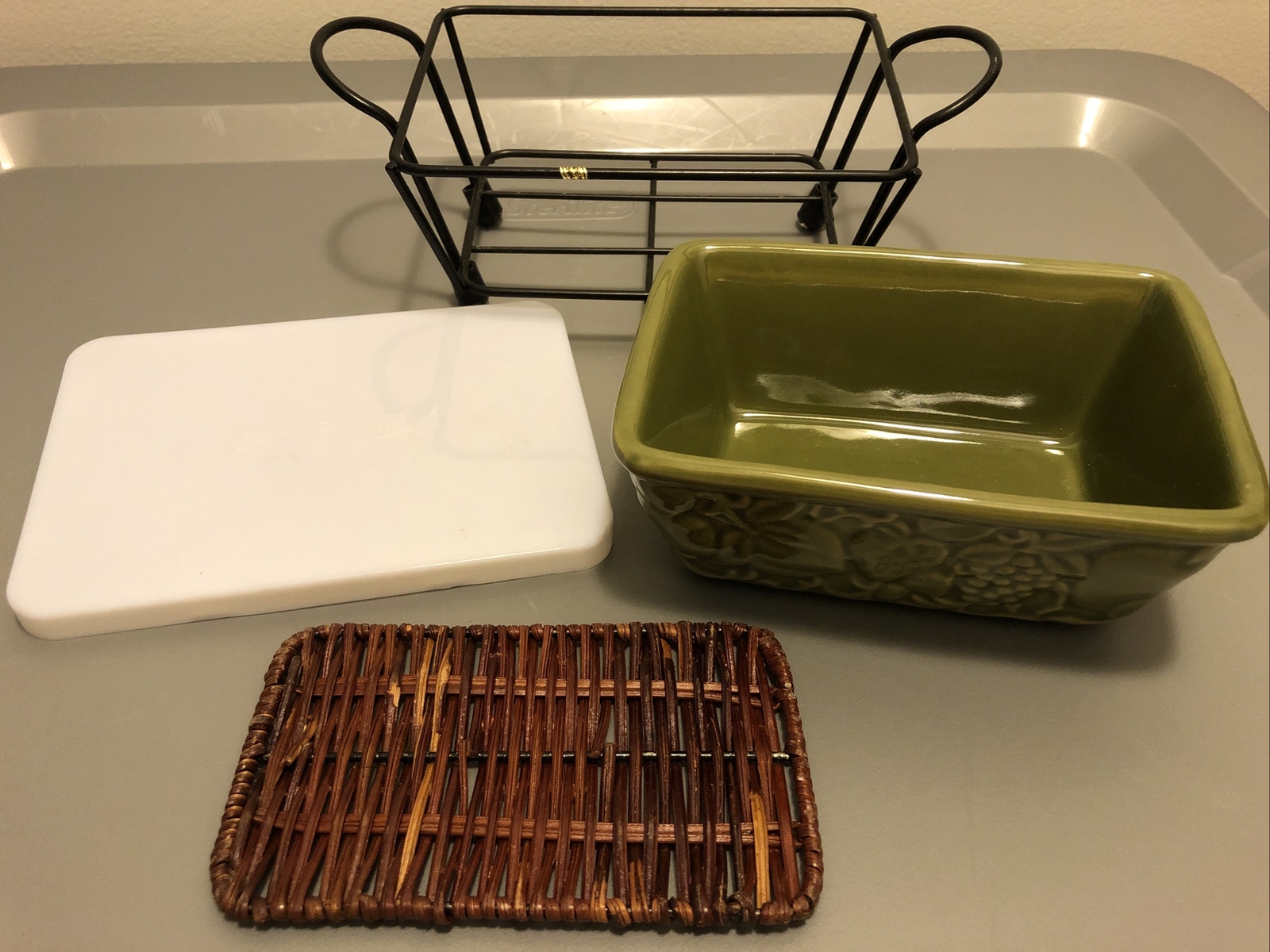 TEMPTATIONS FRUIT BASKET GREEN RECTANGLE BAKING DISH, HOT PAD, LID ...