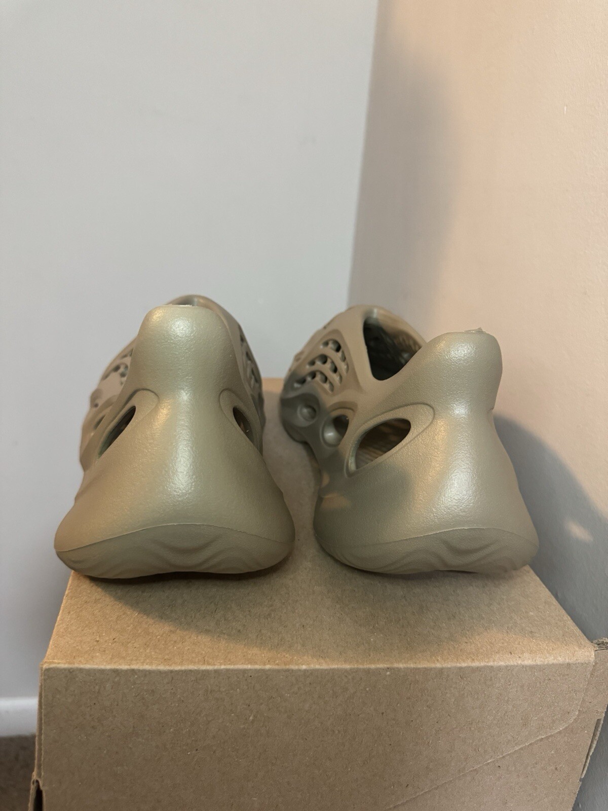 adidas Yeezy Foam RNR Stone Taupe Size: US M 13 ID4752 | eBay