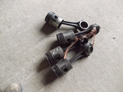 Case 800 Diesel Tractor engine motor pistons piston rings rods rod caps ...