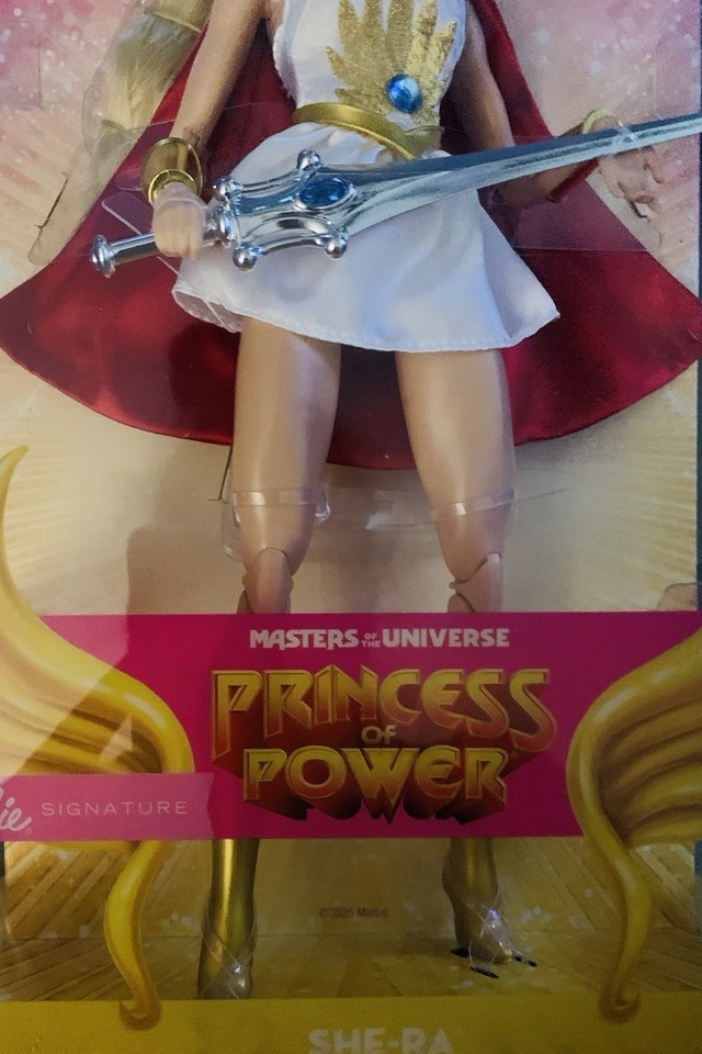 SHE-RA Masters of the Universe BARBIE Mattel Creations SHERA LE In Hand ...