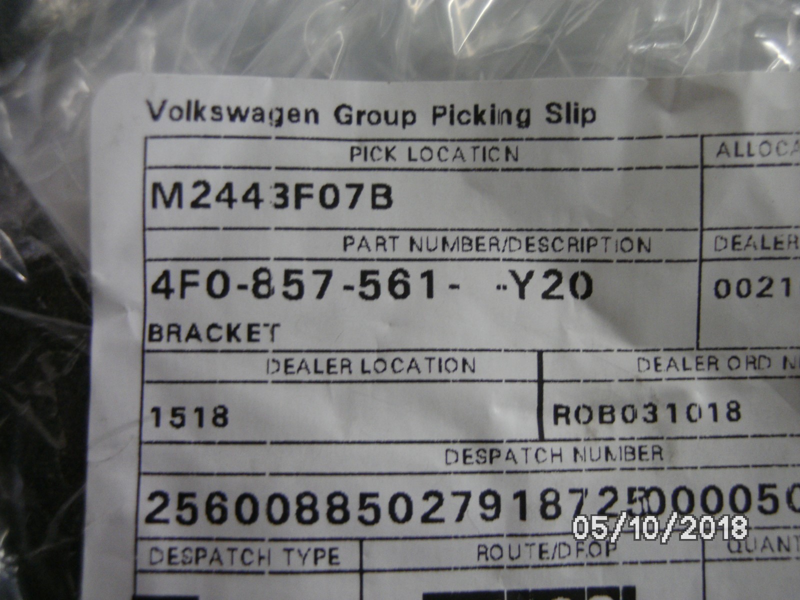 GENUINE NEW SUN VISOR CLIP + CAP SEAT LEON 2013 Onwards 4F0857561 PEARL ...