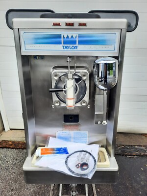 Frozen Drink & Slush Machines - Taylor Frozen Drink Machine