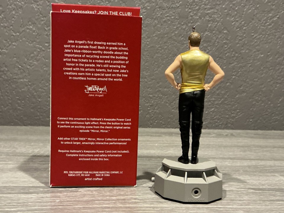 Hallmark Keepsake Storytellers Star Trek CAPTAIN KIRK Ornament Light ...