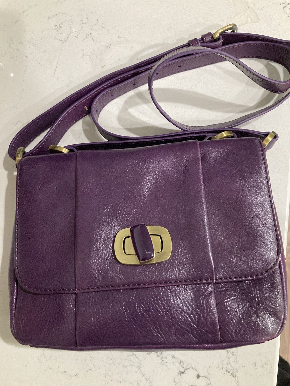 HOBO THE ORIGINAL Small Leather Shoulder Purse - Gem