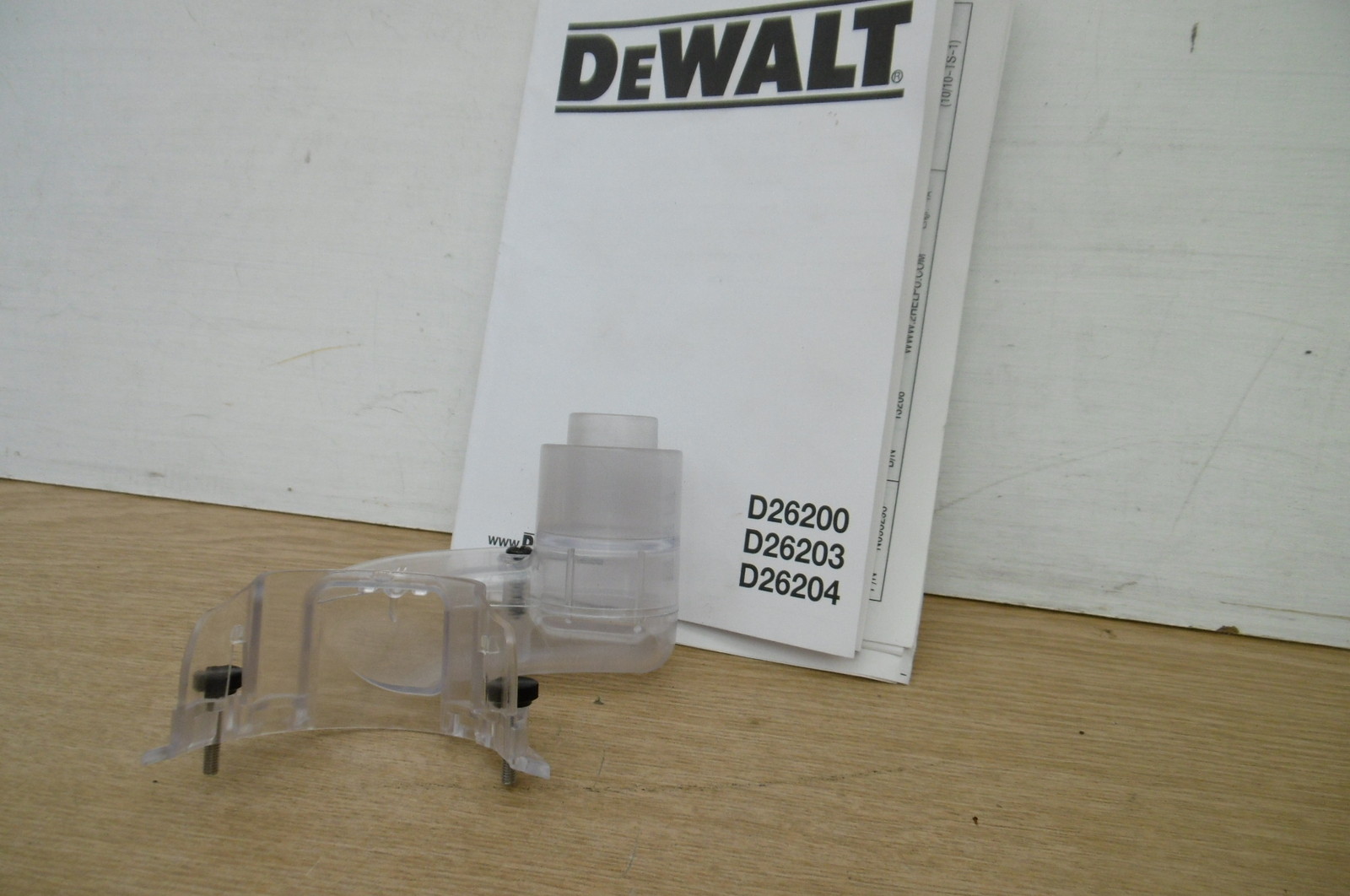 DEWALT DCW604 D26203 TRIMMER DUST EXTRACTION SPOUT A28678sv | eBay