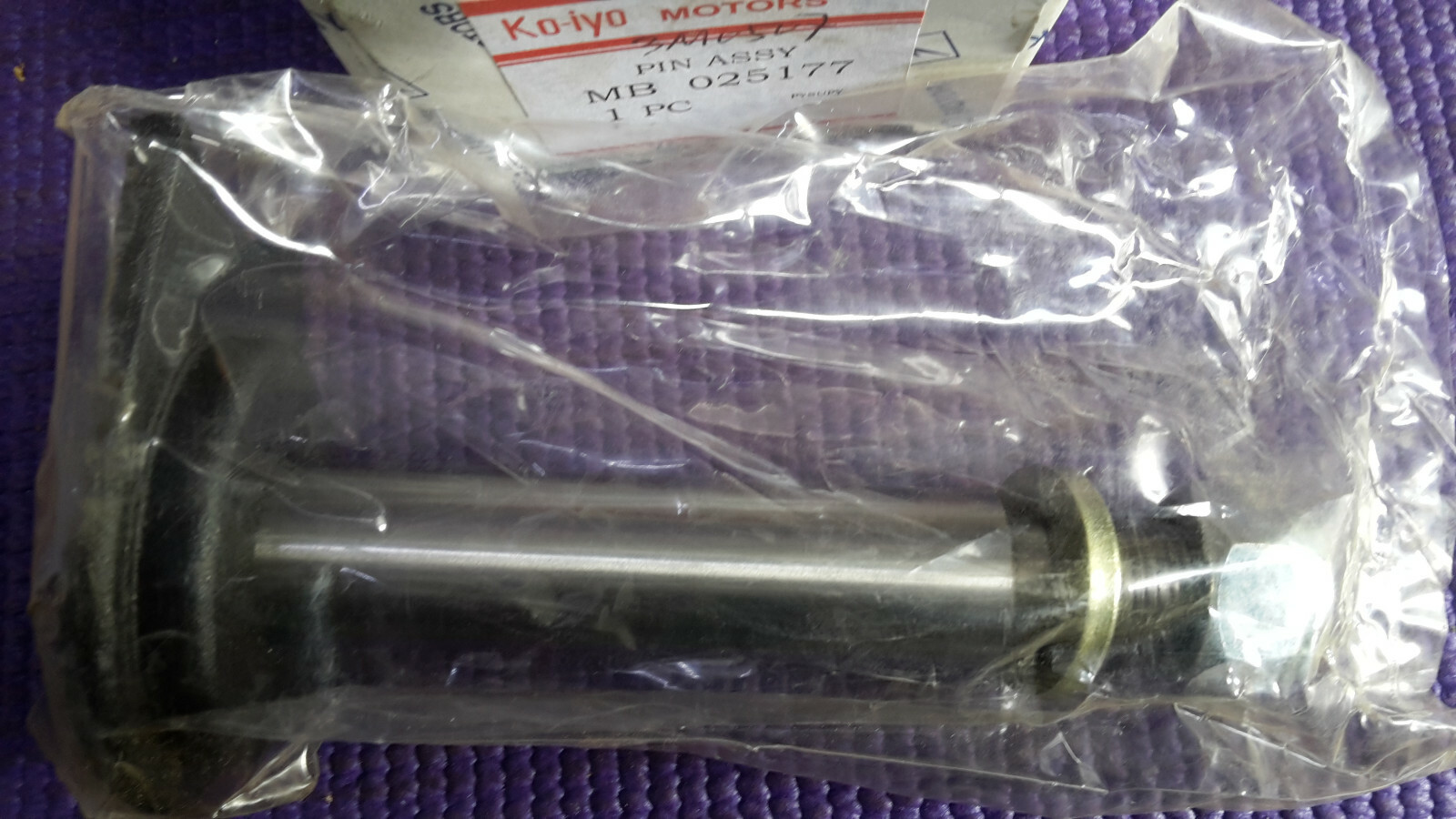 Genuine Mitsubishi FUSO Front Suspension Pin MB025177 | eBay