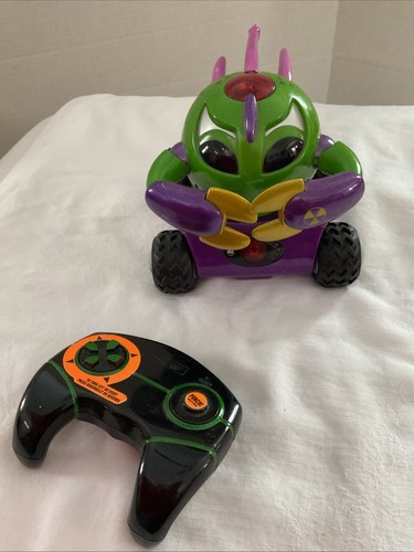 2000 Trendmasters Rumble Robot Diamond Series Bitor Battle Bot Team Red ...