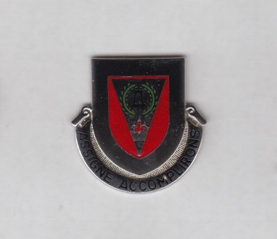 US Army 83rd Engineer Regiment DUI crest c/b clutchback badge E-23 | eBay