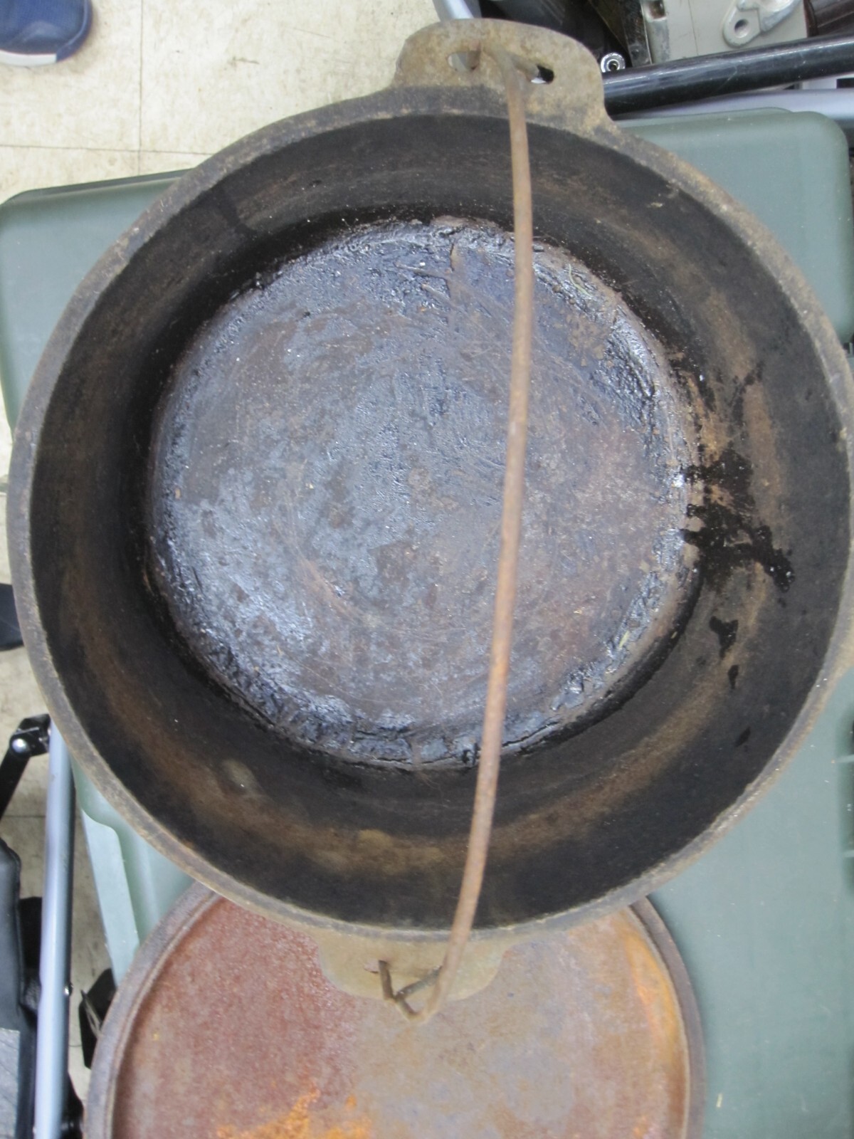 ANTIQUE CAST IRON DUTCH OVEN W/LID AND HANDLE | eBay