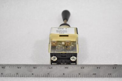 ALLEN BRADLEY 800T-T2M TOGGLE SWITCH 2-WAY SPRING RETURN 30MM | eBay
