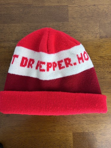 VTG Toboggan HOT DR PEPPER soda Pop Red White Bur ski retro tuque ...
