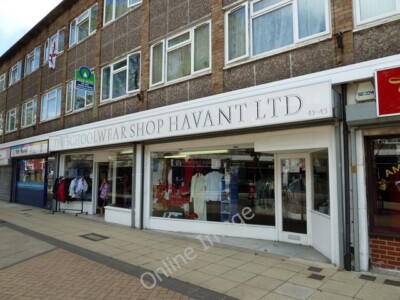 Photo 6x4 The Schoolwear Shop Havant Ltd in Market Parade c2010 | eBay UK