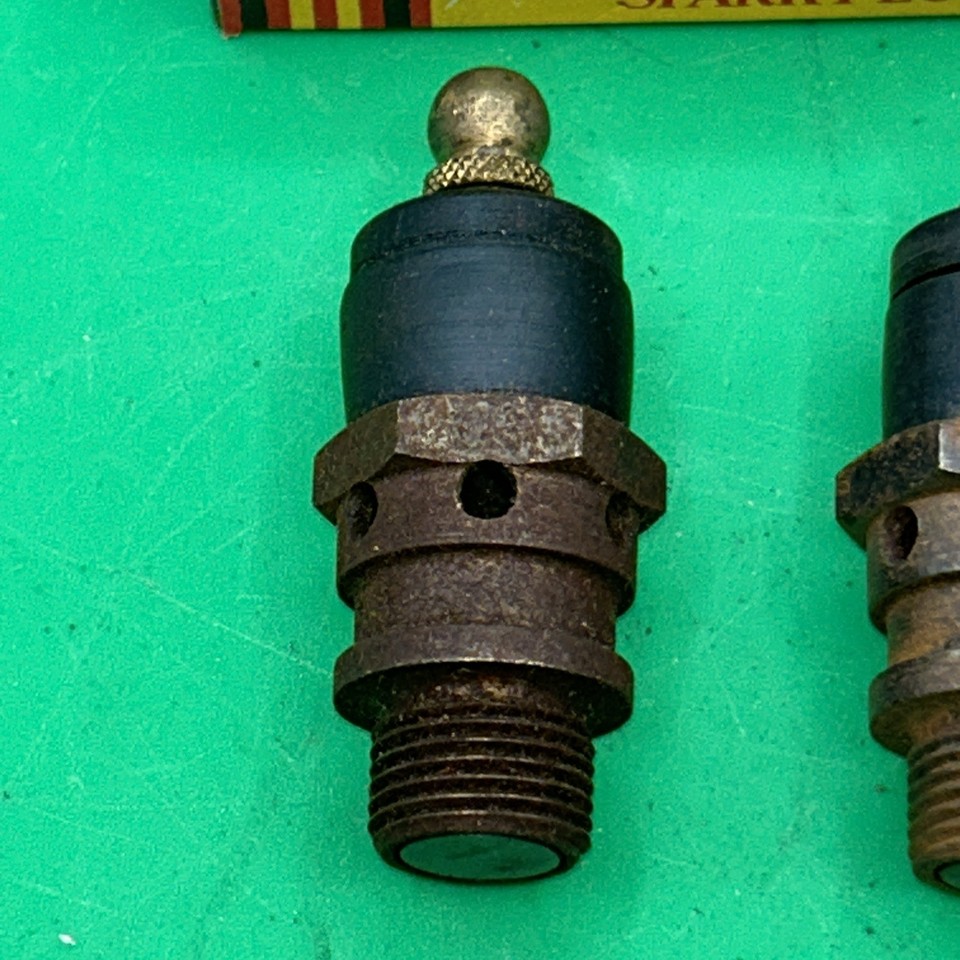 2 NOS Vintage Antique Air Cooled 18mm Motorcycle Spark Plugs Indian ...