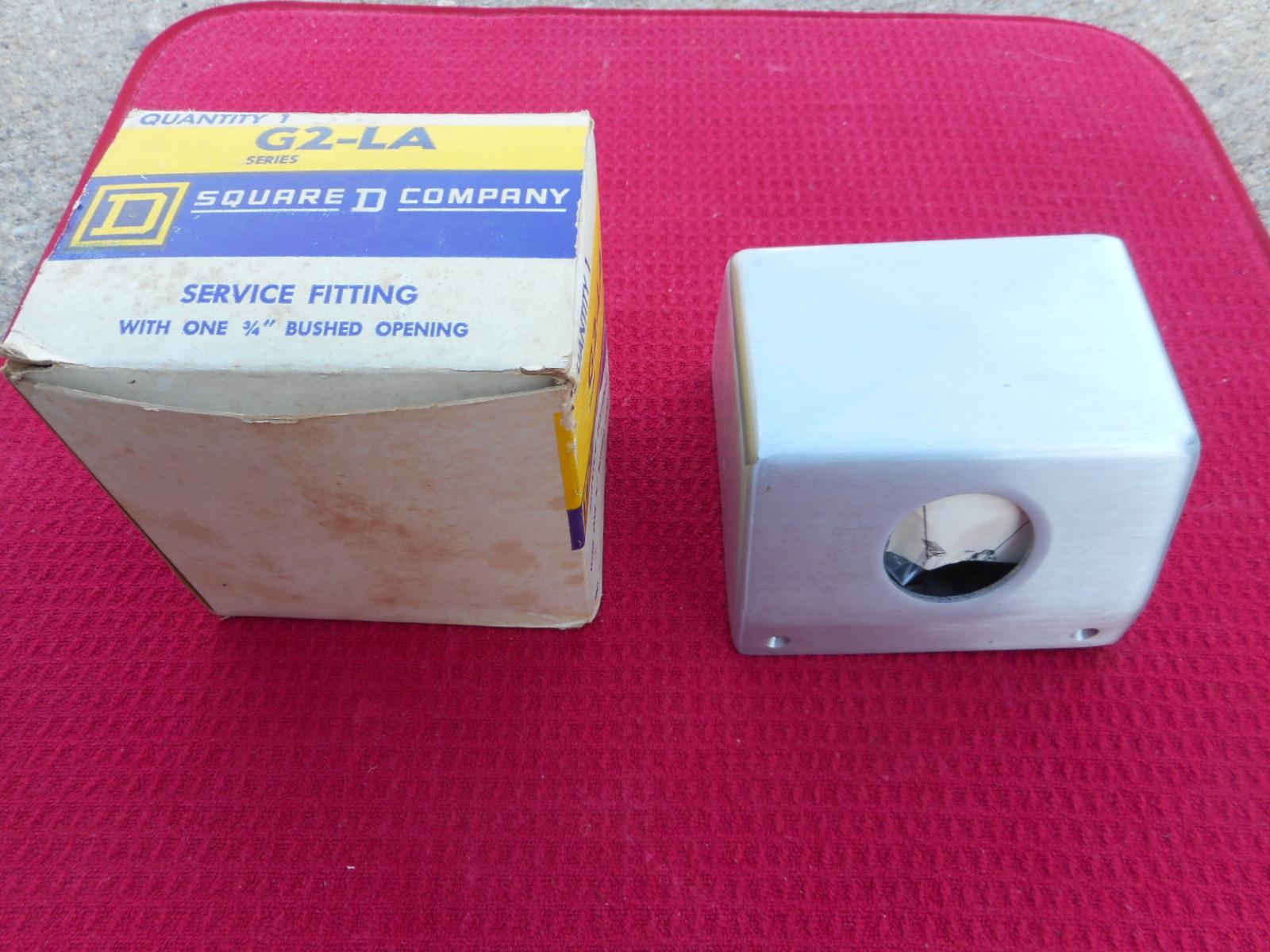 SQUARE D G2-LA SERVICE FITTING HOUSING W/ 3/4IN BUSHED OPENING G2LA | eBay