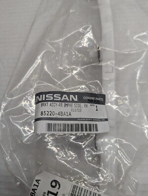 NISSAN OEM 14-18 Rogue Rear Bumper-Side Bracket Right 852204BA1A | eBay