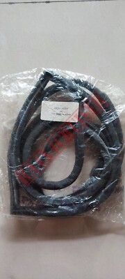 68291-90301 TOYOTA LAND CRUISER WEATHERSTRIP BACK DOOR RH FJ40 BJ40 | eBay
