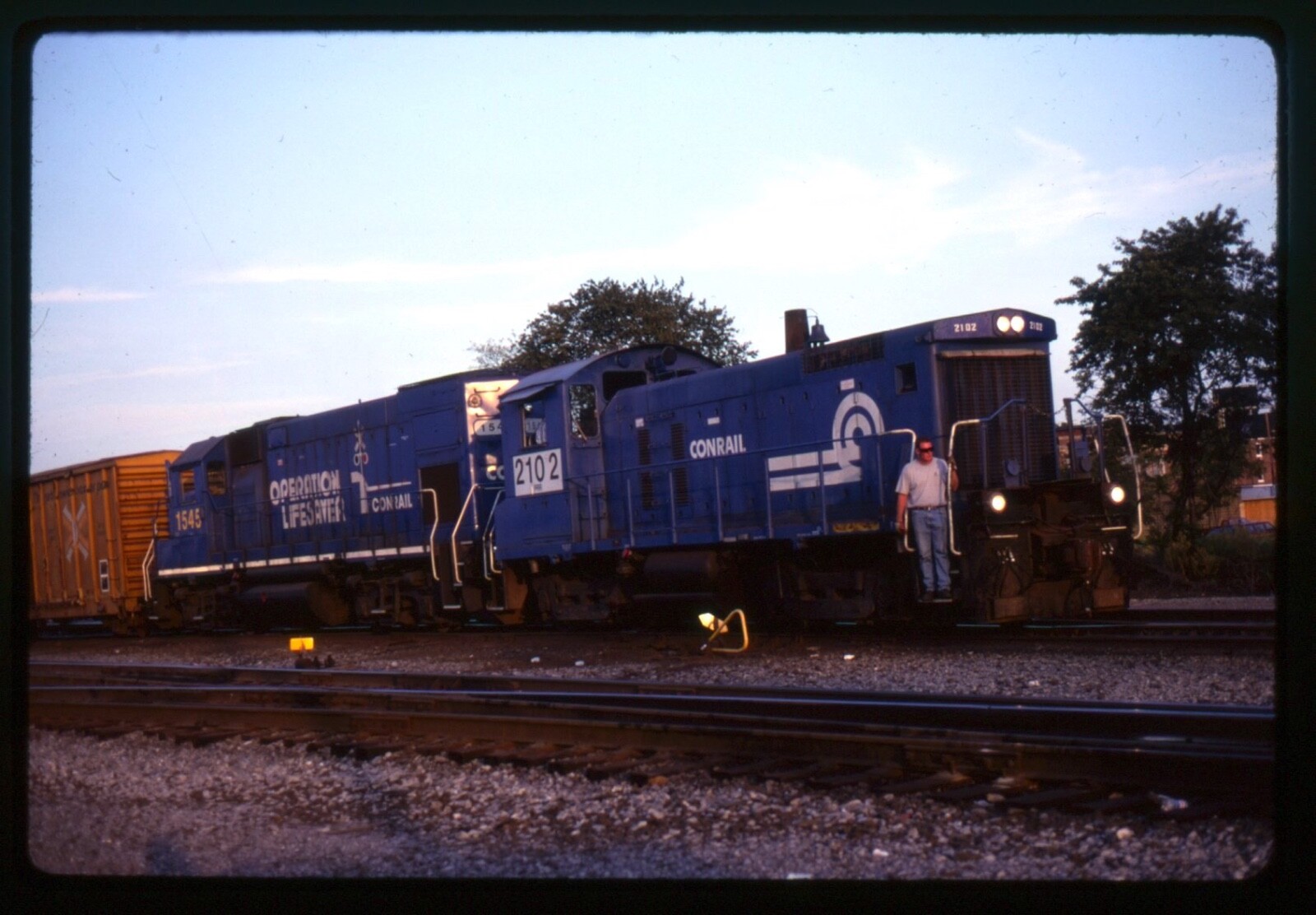 Railroad Slide - Conrail #2102 Switcher Locomotive 2000 Freight Train ...