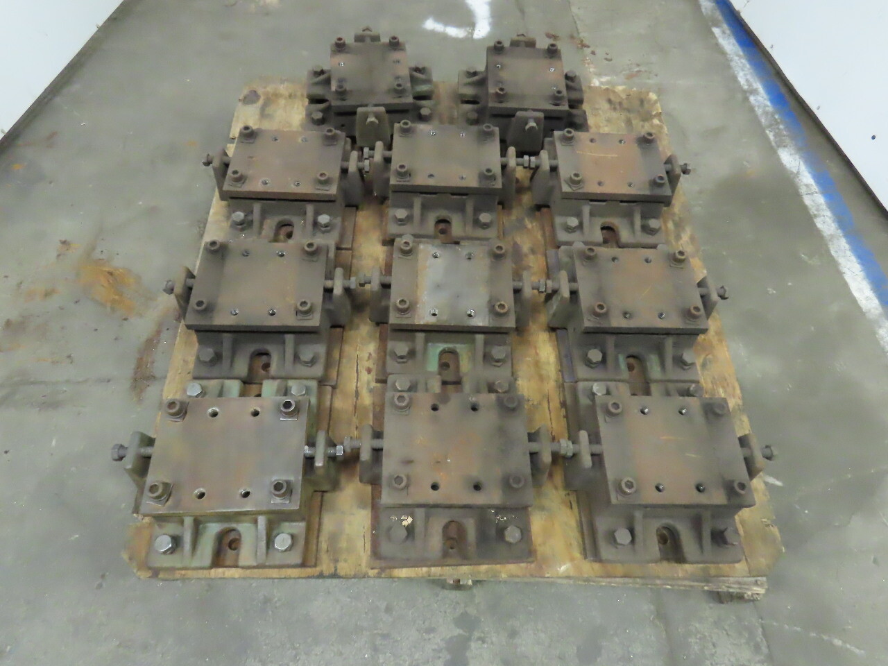 Heavy Duty Gantry/Machine Monorail Track Leveling Adjusting Pads Lot of ...