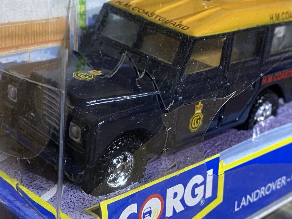 4 x Corgi Classics, All Vehicle Are Mint But Damaged Boxes No reserve ...