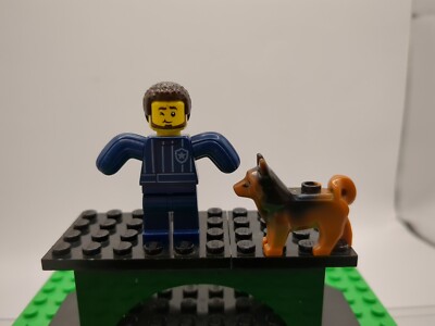 LEGO® Town: City: Police POLICE DOG TRAINER with DOG Minifigure cty1526 ...