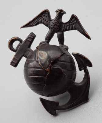 WWII USMC Marine Officer Right Side Collar EGA - RARE WITH LATITUDE ...
