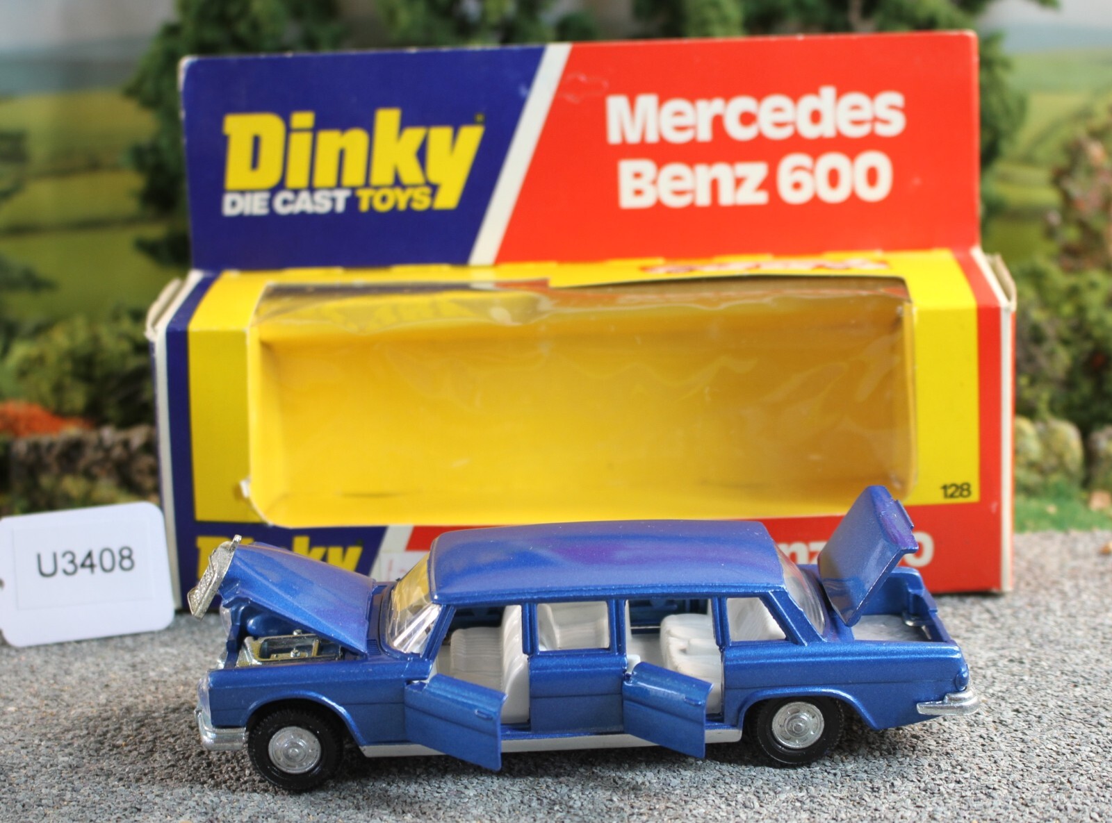 Dinky Toys #128 Blue Mercedes-Benz 600 Limousine Very Good FNQHotwheels ...