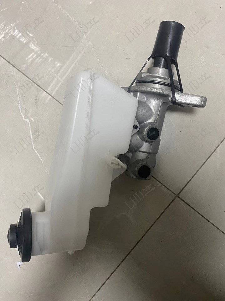 Brake Master Cylinder 47201-0K610 For Toyota Hilux Revo GUN125 2.4TD ...
