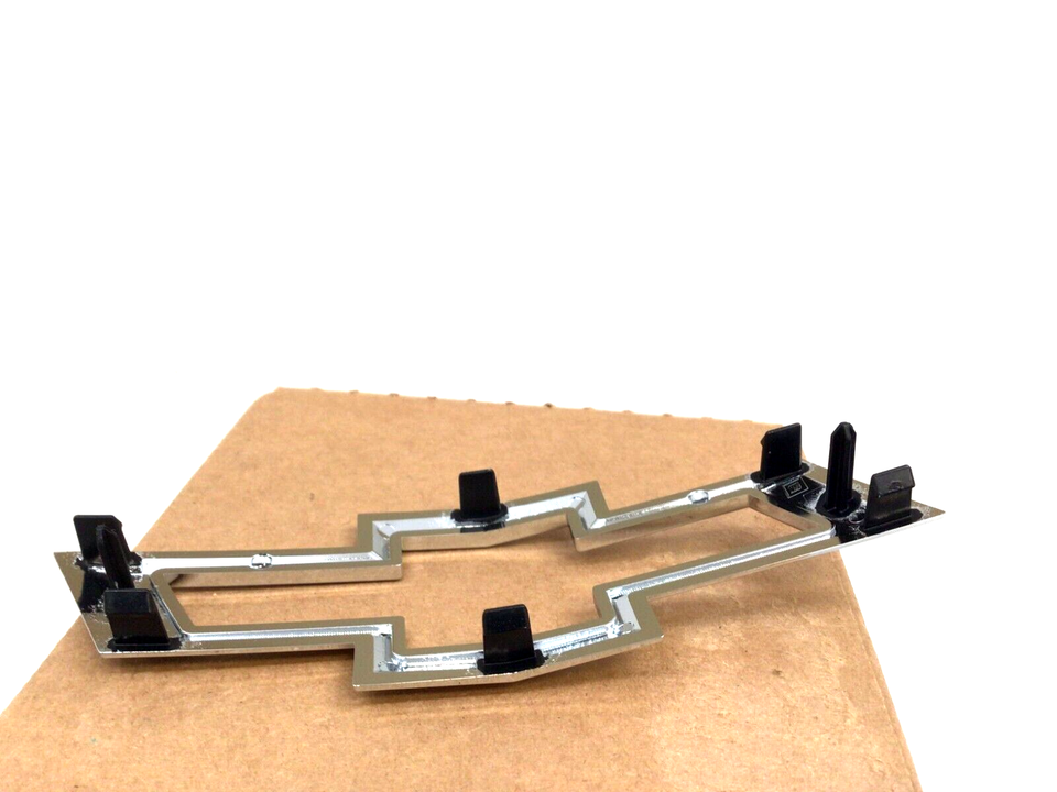 2019 Chevrolet Camaro SS Front Grille Bowtie Flow Tie Emblem chrome OEM ...