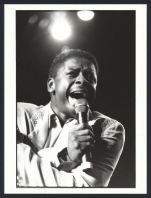 1980s GERALD ALSTON Original Photo R&B THE MANHATTANS LEAD SINGER hdp ...