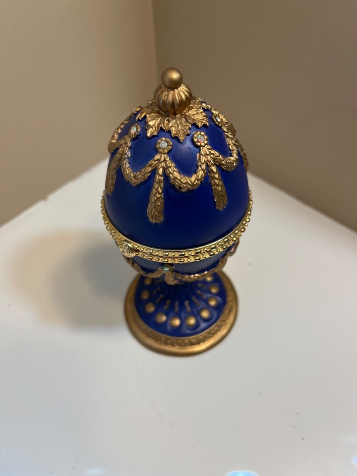 Beautiful Ornate Design Musical Trinket Box | eBay