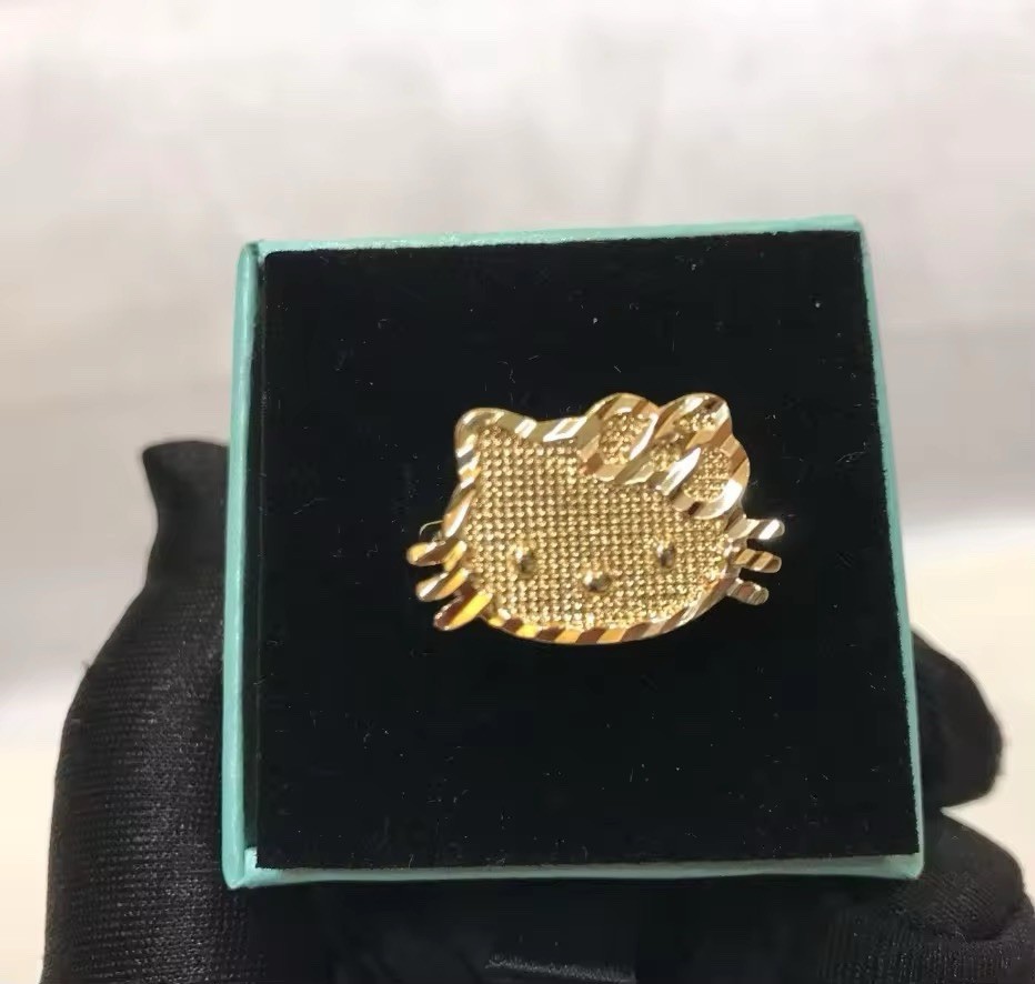 Hello Kitty Ring Pop