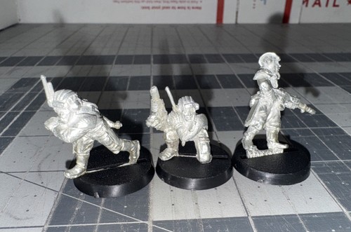 Rare Warhammer 40K Metal IMPERIAL GUARD TANK CREW 1997 Loose | eBay