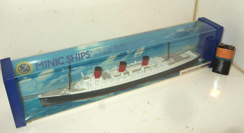 Minic Ships Hornby-Triang M703 , RMS Queen Mary Diecast with ...