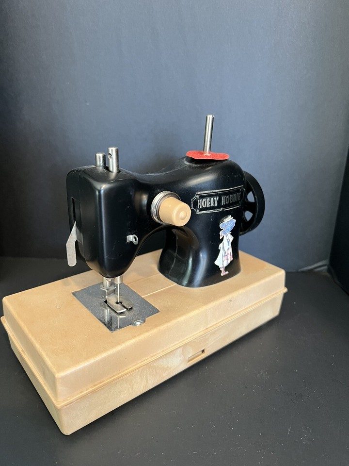 Vintage 1975 Holly Hobbie Mini Toy Sewing Machine | eBay