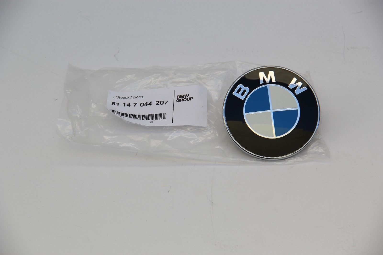 BMW 51 14 7 044 207 Z4 FRONT HOOD EMBLEM BADGE OEM 2003-2016 NEW ...