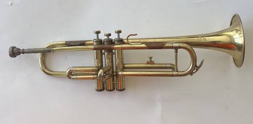 Vintage Stadium Brass Trumpet Horn Musical Blues Music Instrument Man ...