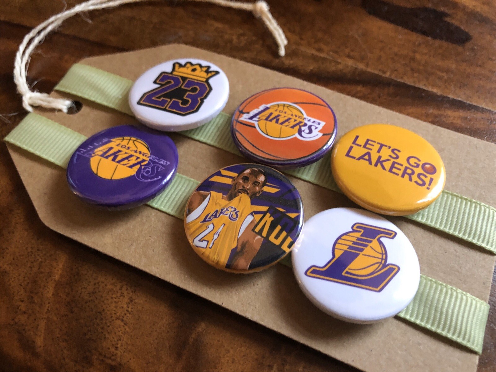 LA Lakers NBA Basketball - Button Pin Badge Set - Birthday Christmas ...