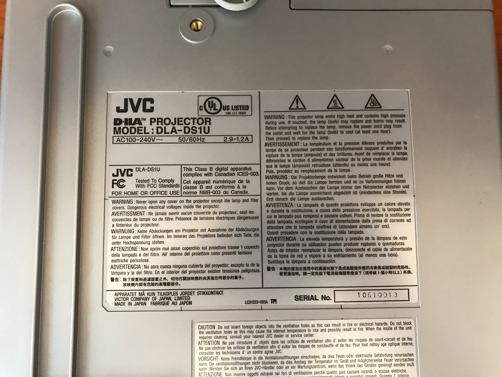 JVC DLA-DS1 SXGA HD High Definition 720P 16:9 Widescreen Projector | eBay