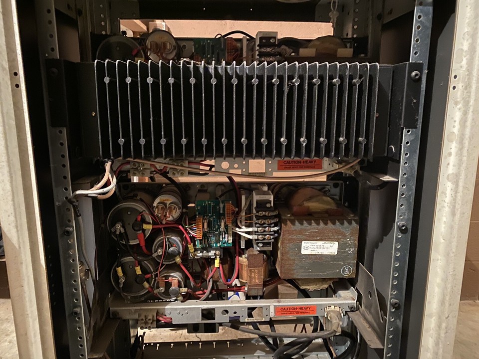 Motorola Quantar/Quantro Repeater VHF R2 (Read Discription) | eBay