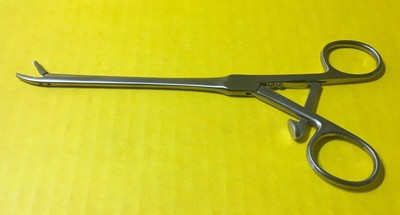 Storz Surgical Meniscus Forceps, Serrated Jaws, Teeth and Ratchet REF ...